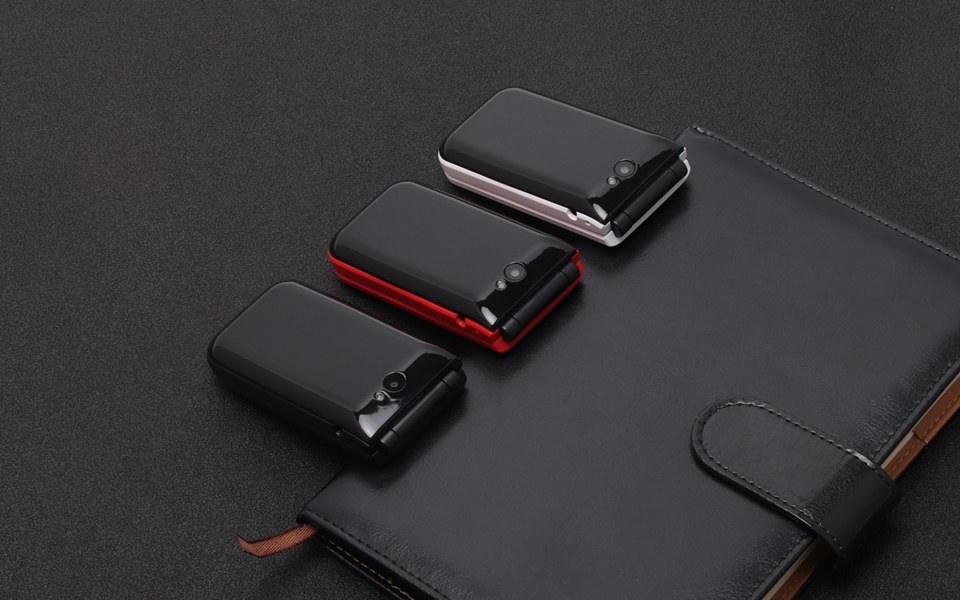 UNIWA F2720 Unlocked Phone: Dual SIM Cute Flip Keyboard Mobile