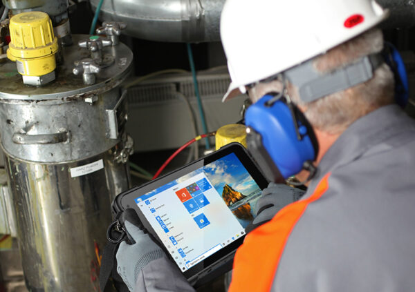 How To Choose an Industrial Tablet That Suits You?