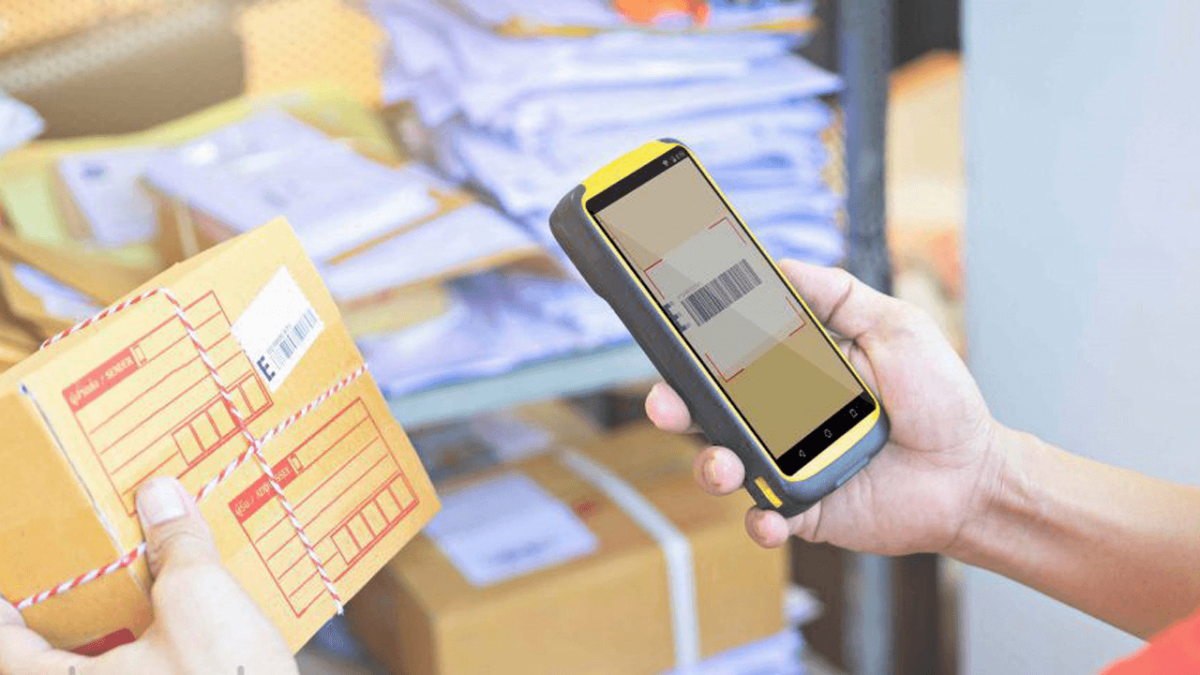 Barcode vs. QR Code vs. RFID - UNIWA Barcode vs. QR Code vs. RFID - UNIWA